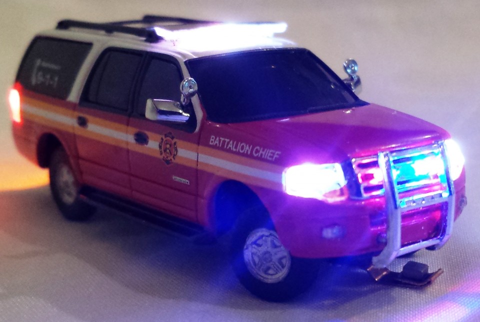 digital-car » neues DC-Car: FDNY Battalion Chief auf Ford Explorer